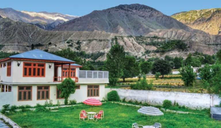 Best Time to Visit Chitral Valley – Weather Guide - Eventica Travels